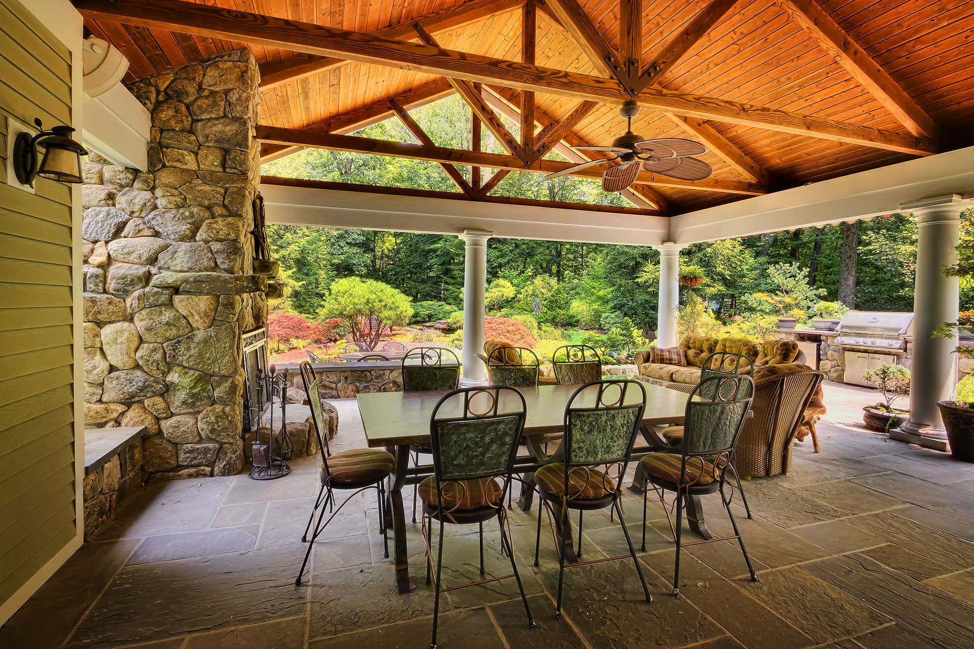 The Rising Popularity of Outdoor Entertainment Spaces - Hudson Design